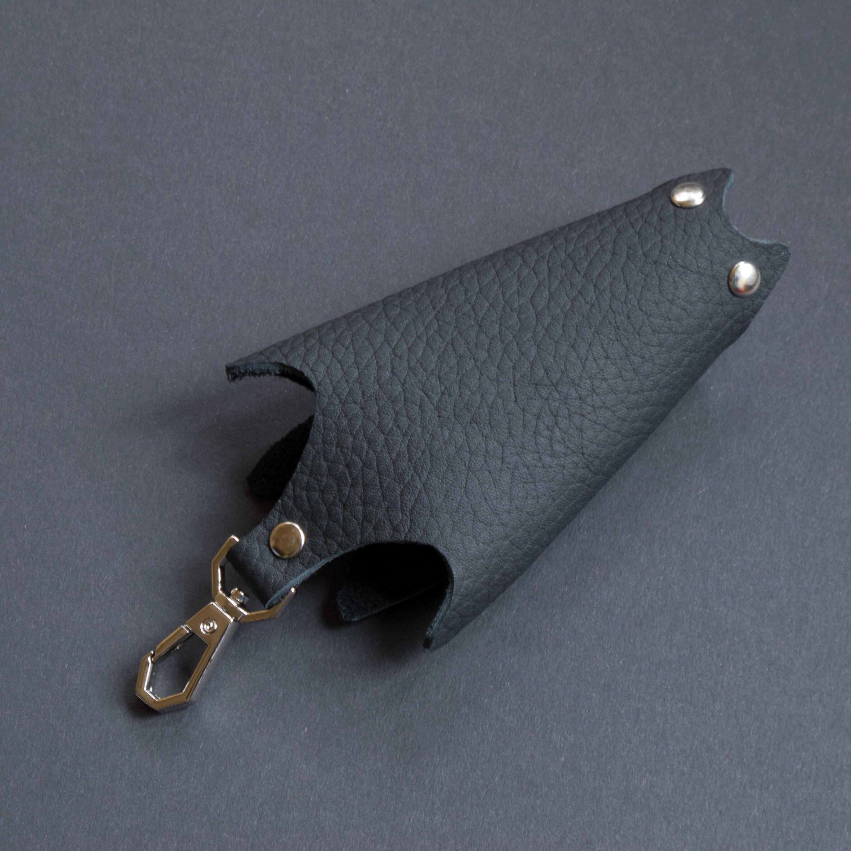 Bat keychain key ring in matte black leather with carabiner. | Etsy