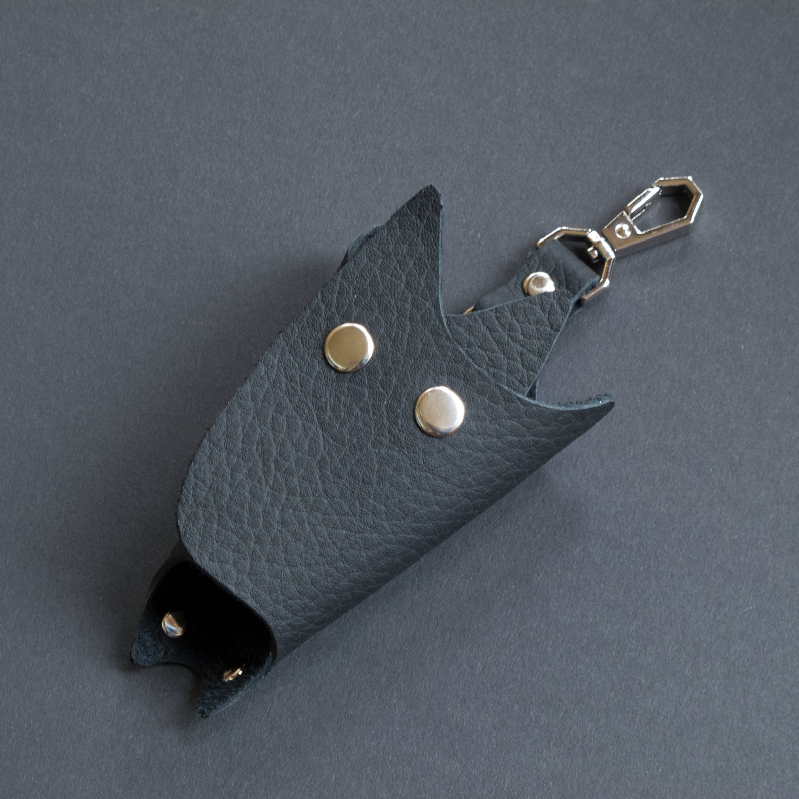 Bat Keychain Key Ring in Matte Black Leather With Carabiner. - Etsy