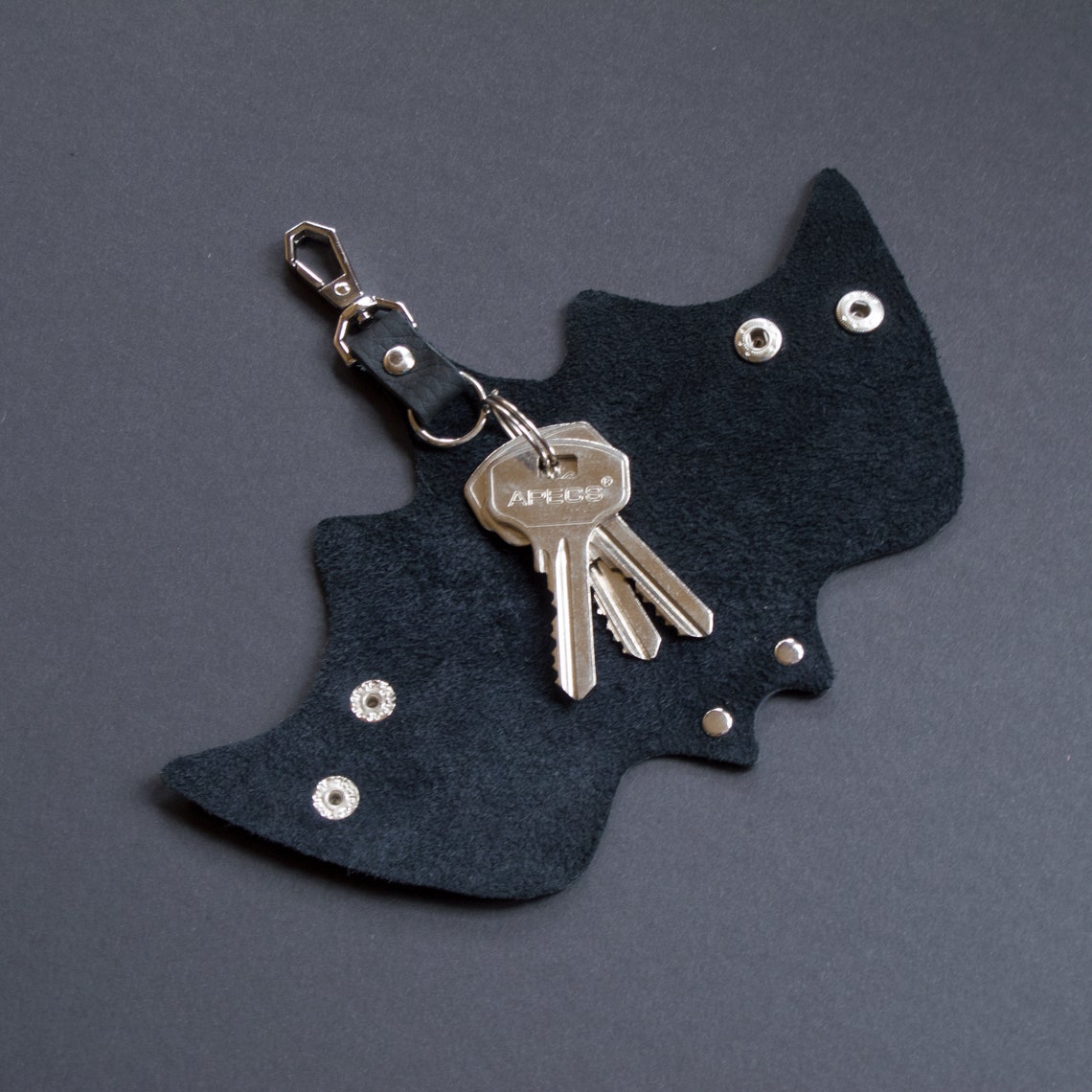 Bat Keychain Key Ring in Matte Black Leather With Carabiner. | Etsy