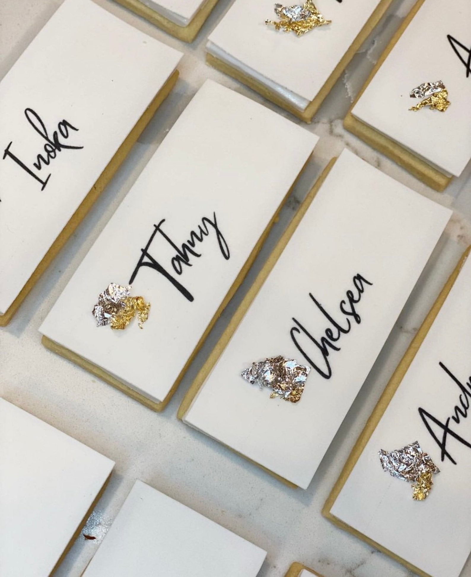 Personalised Cookie Name Place Cards - Edible - Wedding Favours ...