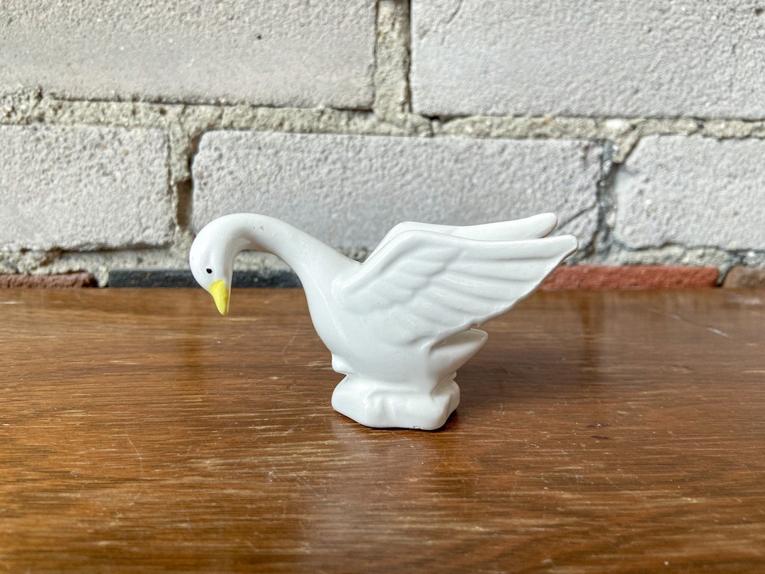 Swan, White Ceramic, Made in Japan, Art Deco, Swan Decor, MCM, 1980s ...