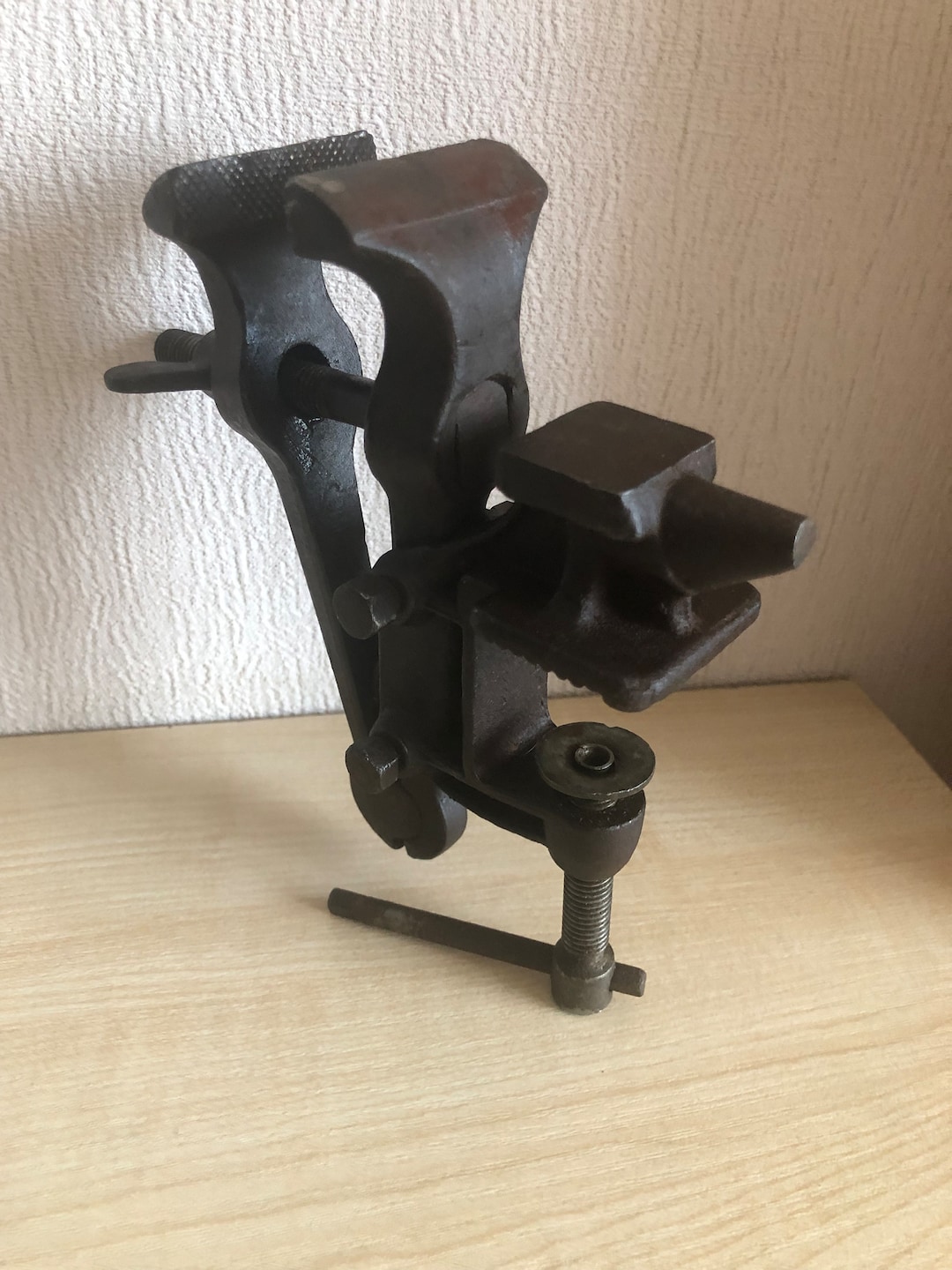 Vintage Soviet Tool Vise With Anvil 50-s, Vintage Clamping Vise ...