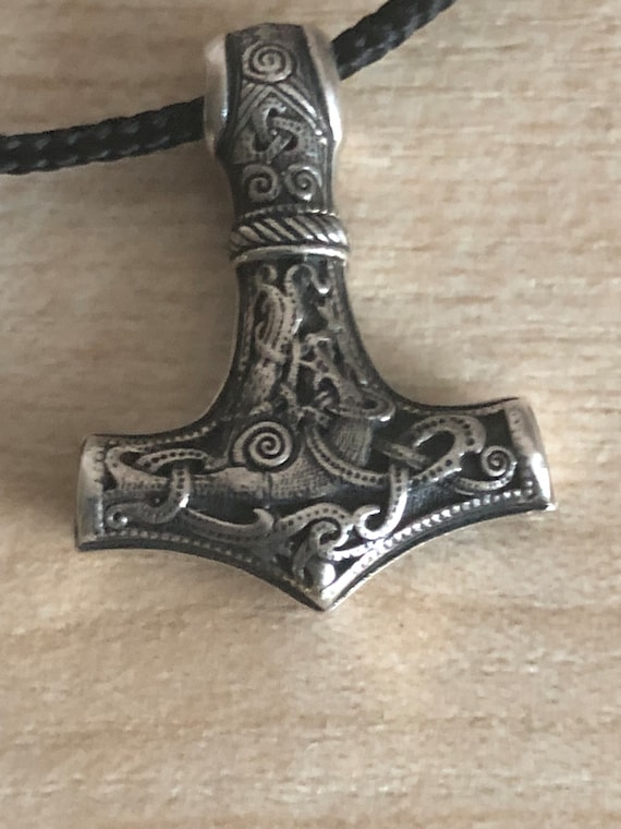Silver Thor's hammer Mjolnir, handmade pendant, gift … - Gem