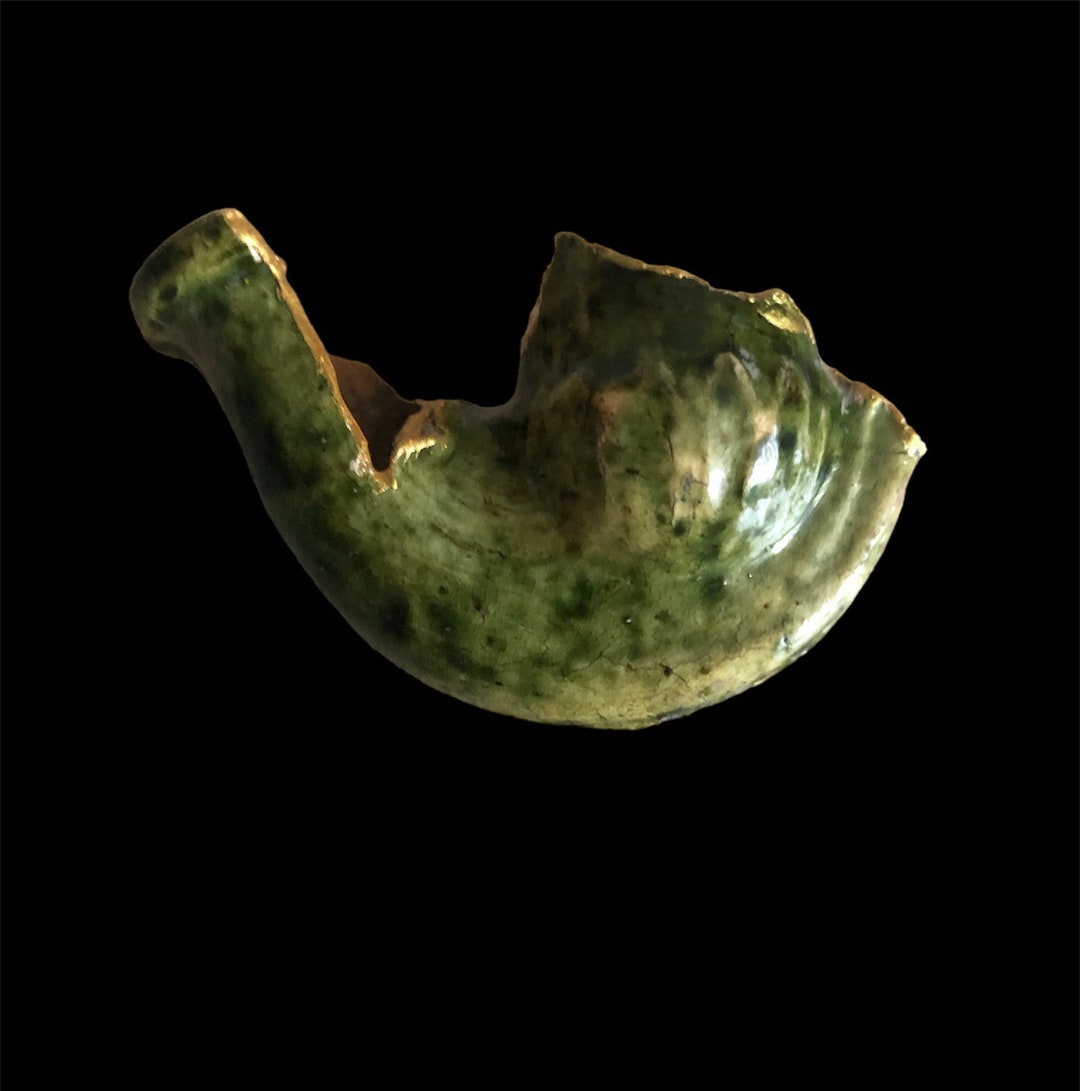 Antique Smoking Pipe Using the Kintsugi Technique japanese: 金継ぎ Gold ...