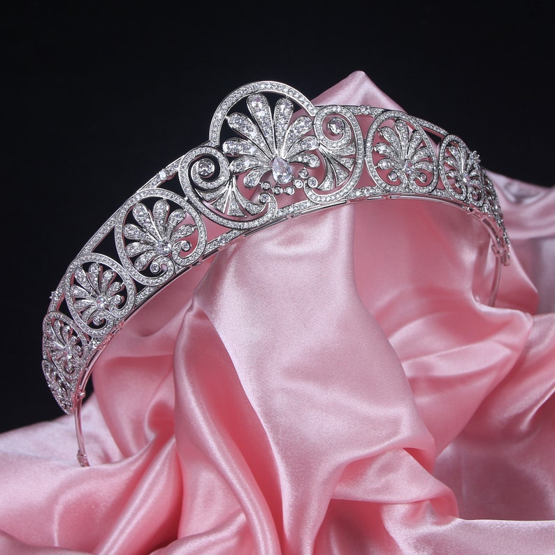 The Royal Honeysuckle Tiara With Simulated Diamonds, 5A Cubic Zirconias ...