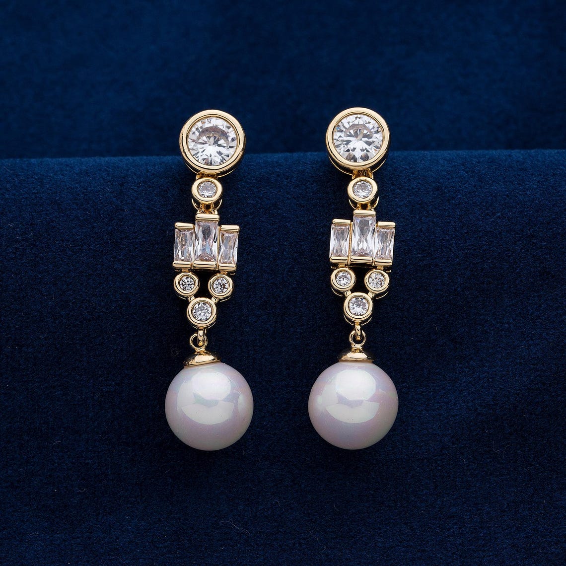 The Bahrain Pearl Earrings Reproduction With Simulated Diamonds 5A CZ ...