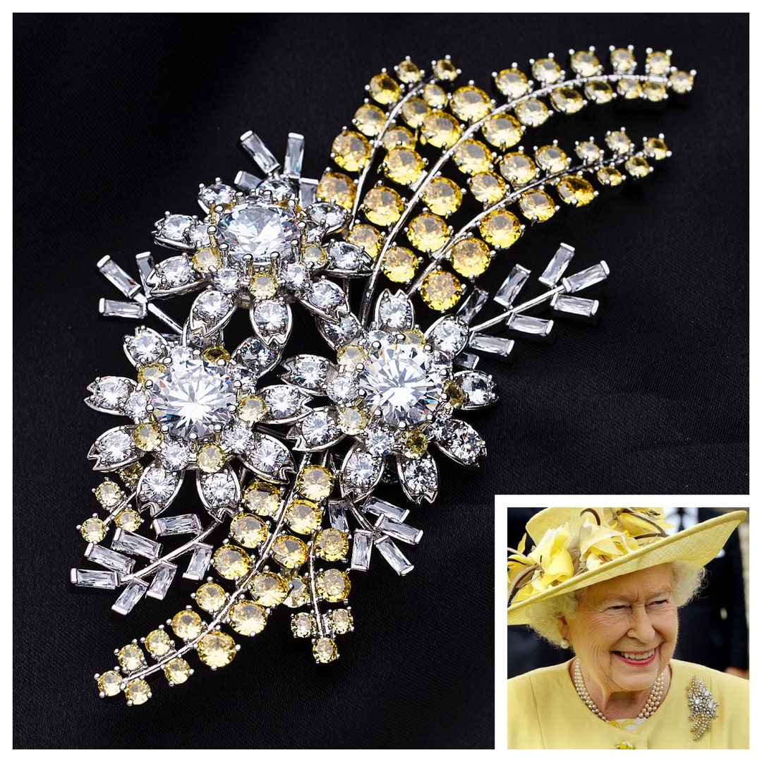 Queen Elizabeth’s Australian Wattle Brooch EXCLUSIVE Full Size ...