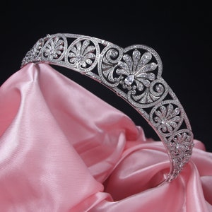 The Royal Honeysuckle Tiara With Simulated Diamonds, 5A Cubic Zirconias ...