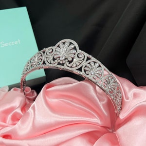 The Royal Honeysuckle Tiara With Simulated Diamonds, 5A Cubic Zirconias ...