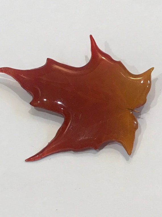 Vintage Fall Leaf Acrylic Brooch Pin - Gem