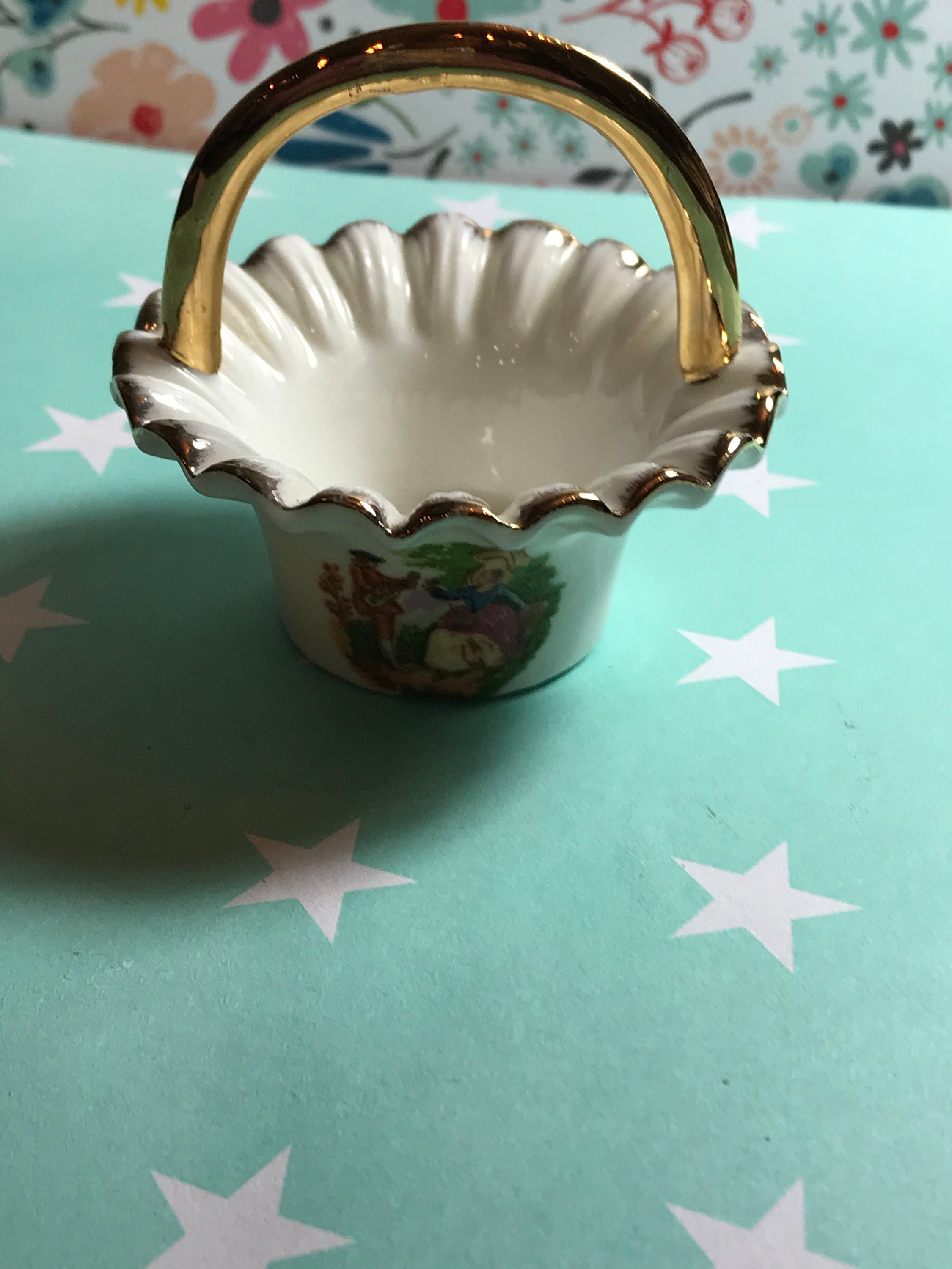 Vintage Mini Brinton Bone China Basket With Colonial Couple Pattern - Etsy