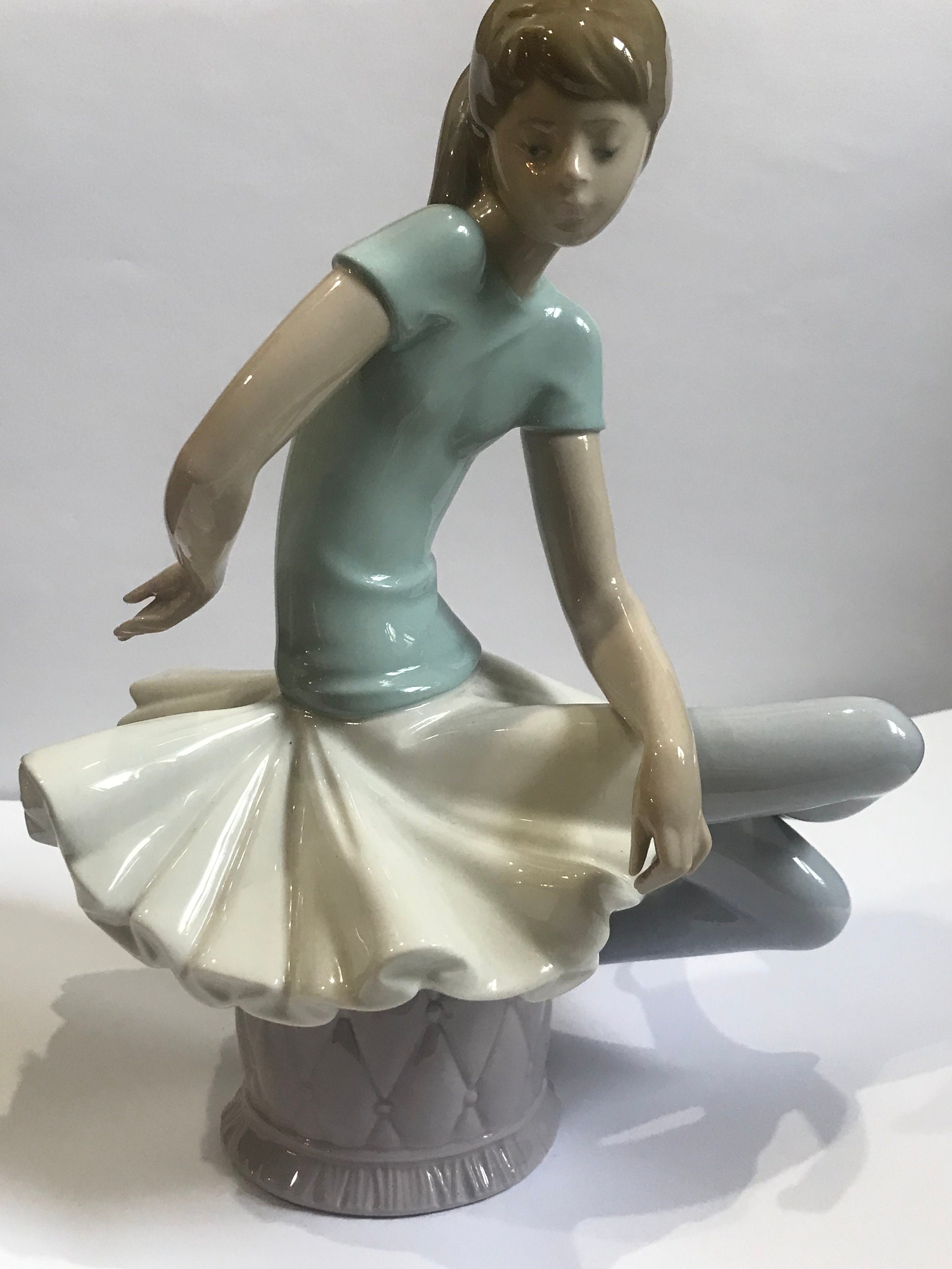 Ballerina Sitting on Ottoman Figurine by Lladro Figurine - Etsy