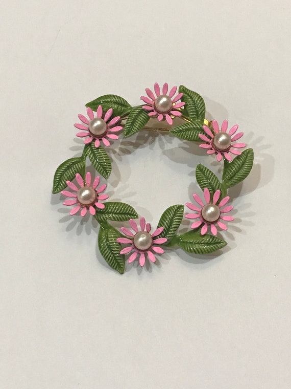 Vintage Brooch Pin Pink Gem