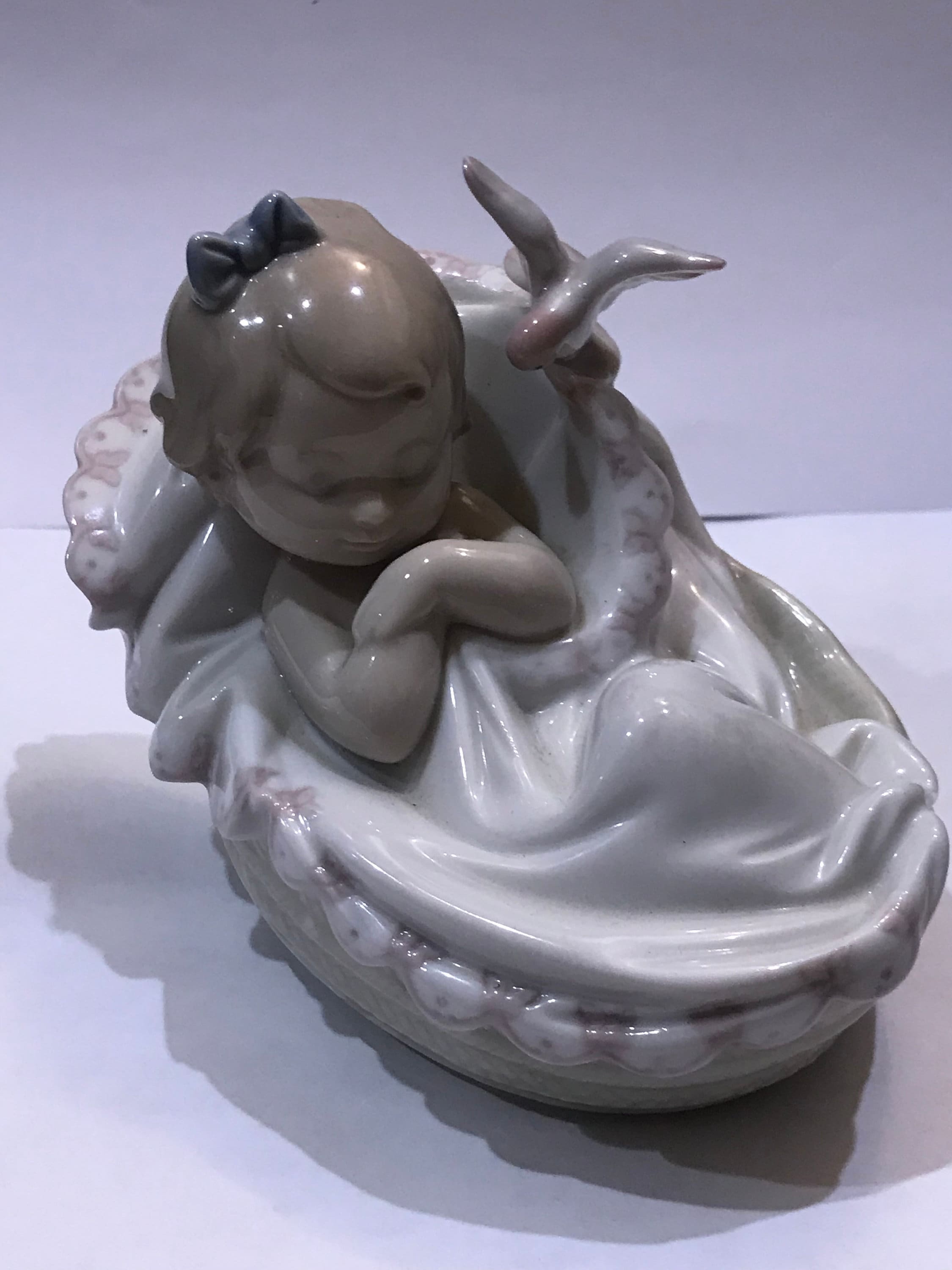 Lladro Comforting Dream 6710 Baby Girl Figurine by Lladro Figurine - Etsy