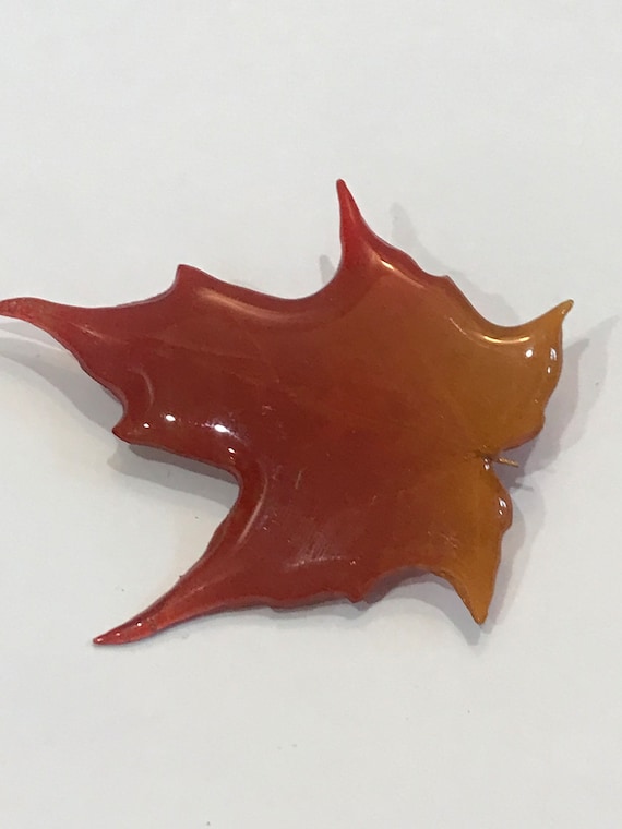 Vintage Fall Leaf Acrylic Brooch Pin - Gem