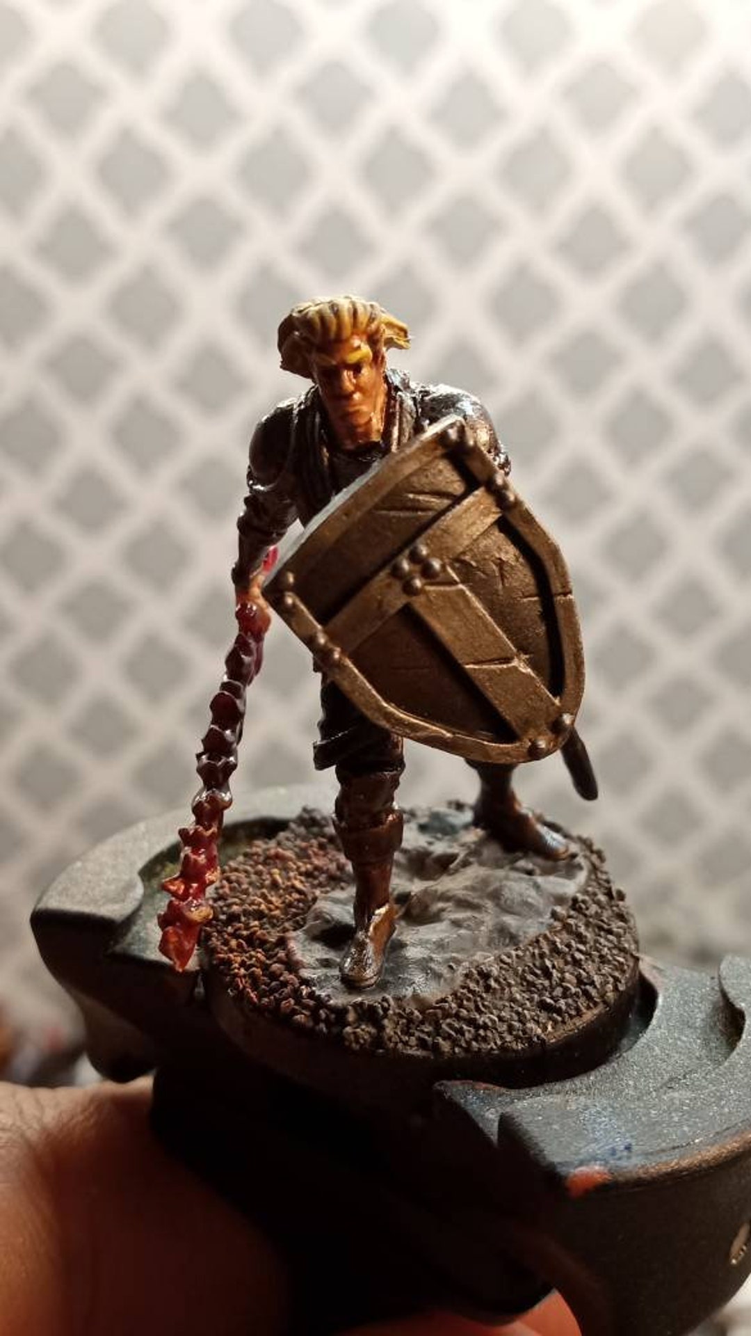 D&d Miniature Fighter/paladin With Shield Miniature by Nolzur Hard ...