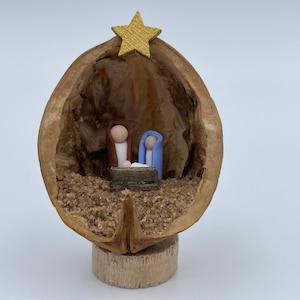 Nativity in A Nutshell - Handmade Walnut Shell Decoration - Etsy