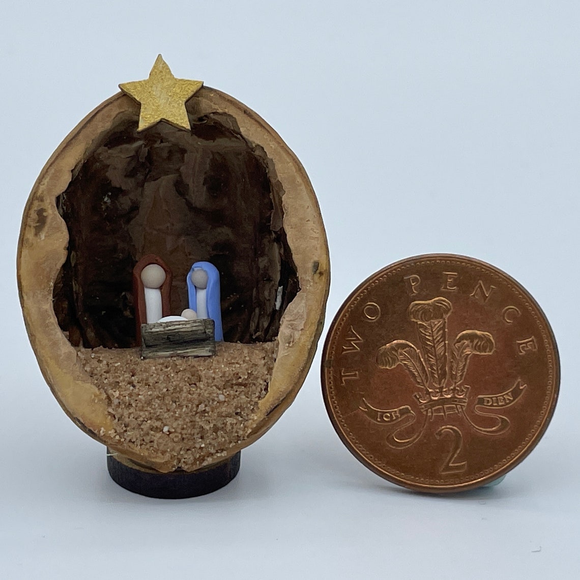 Nativity in A Nutshell Set of 3 Handmade Walnut Shell Scenes - Etsy UK