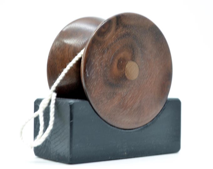 Yoyo, Hard Wood V Series Special Fixed Axle Yo-yo - Handcrafted Vintage ...