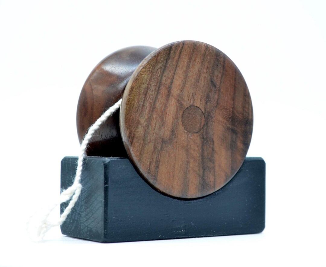 Yoyo, Hard Wood V Series Classic Fixed Axle Yo-yo - Handcrafted Vintage ...