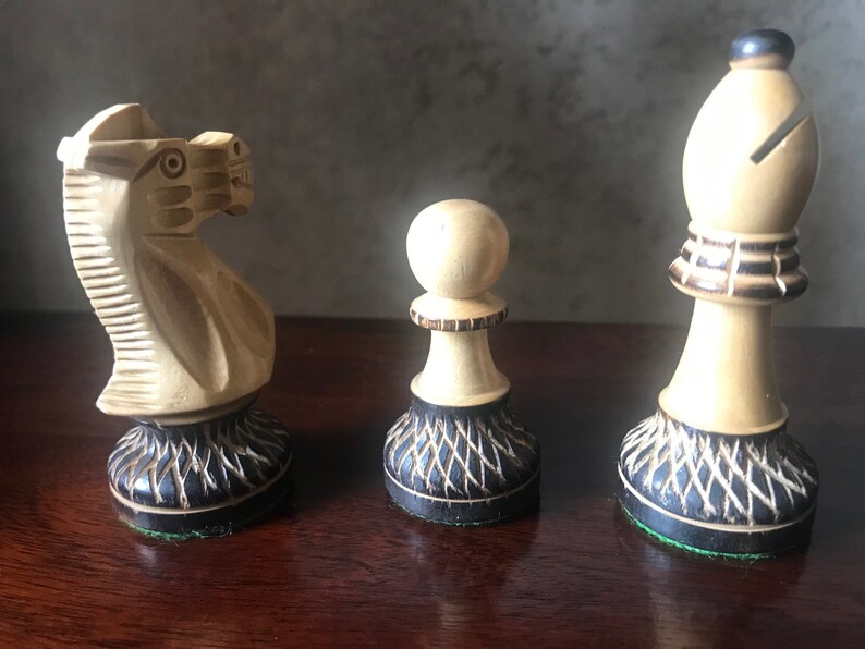 SCORCH. Hand-carved wooden chess pieces crafted from Boxwood | Etsy