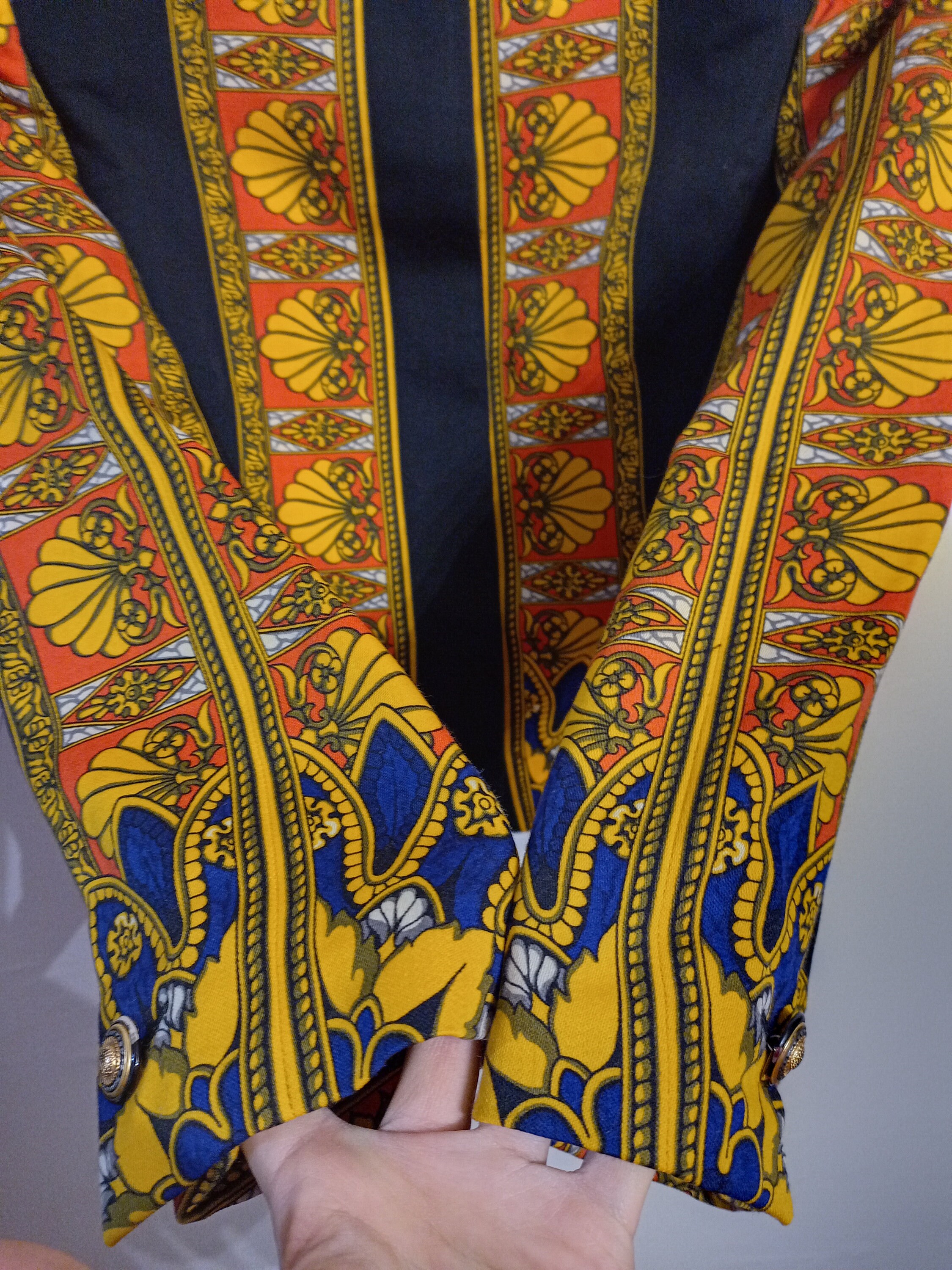 90s Gianni Versace ISTANTE Shell Flowers Meander Print Pattern - Etsy