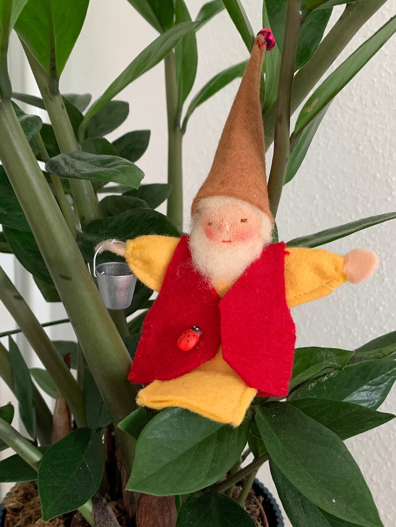 Finger Puppets - Gnomes - Dwarves - Elf Figurines - Natural Materials ...