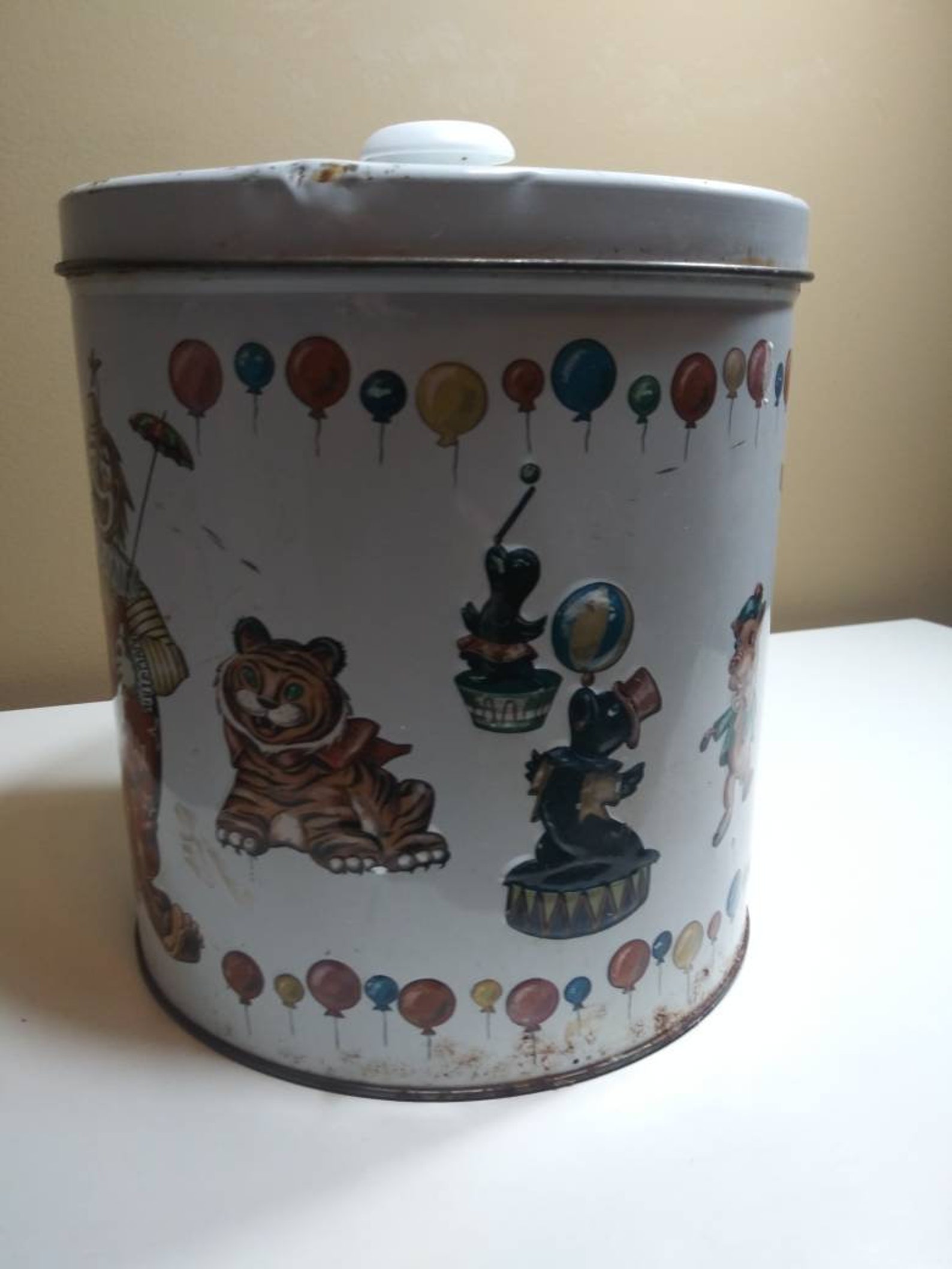 JL Clark Vintage Circus Storage Tin 1940s Circus Decor | Etsy