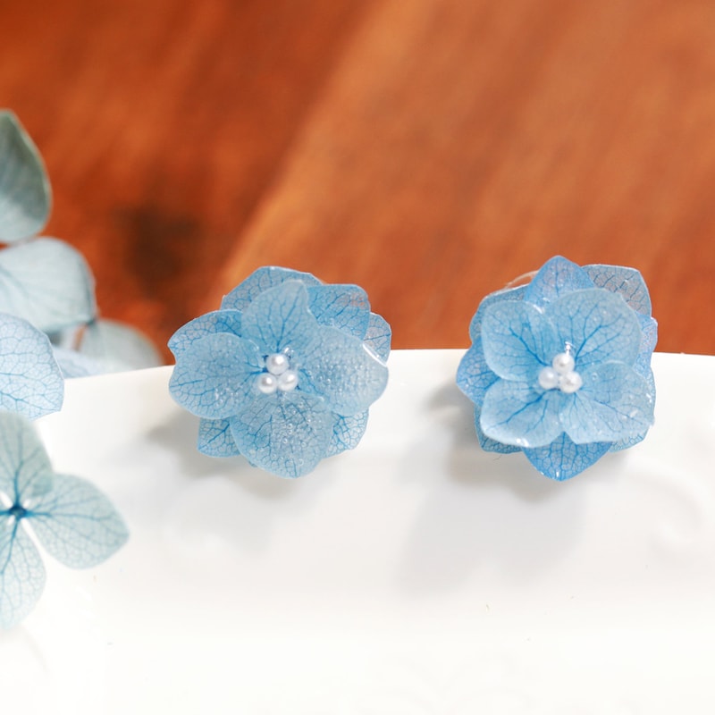 Hydrangea Ear Rings - Etsy