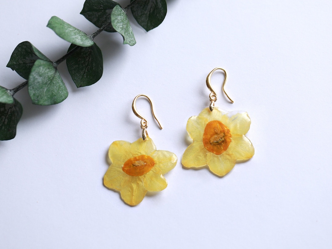 Handmade Pressed Daffodil Real Flower Dangle Earrings| March Birth ...