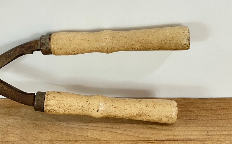 Mustache Pincurls Iron Vintage Tool Wood Handle Approx 1900-1920 ...