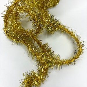 20 Ft Gold Tinsel Roll ~ Beautiful Shiny Light Gold Tinsel Garland, for ...