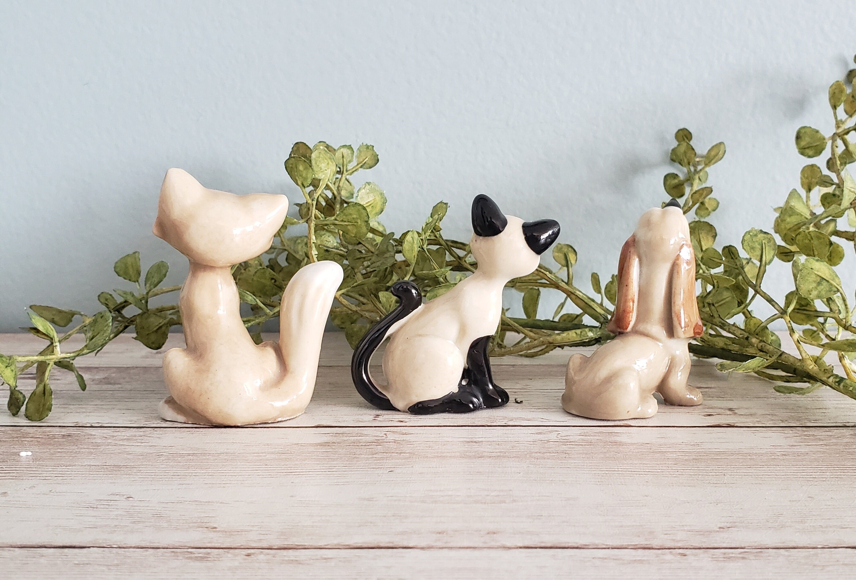 Disney Hat Box Series Wade Sgt Tibbs, Whimsie Dachie, and Siamese Cat ...