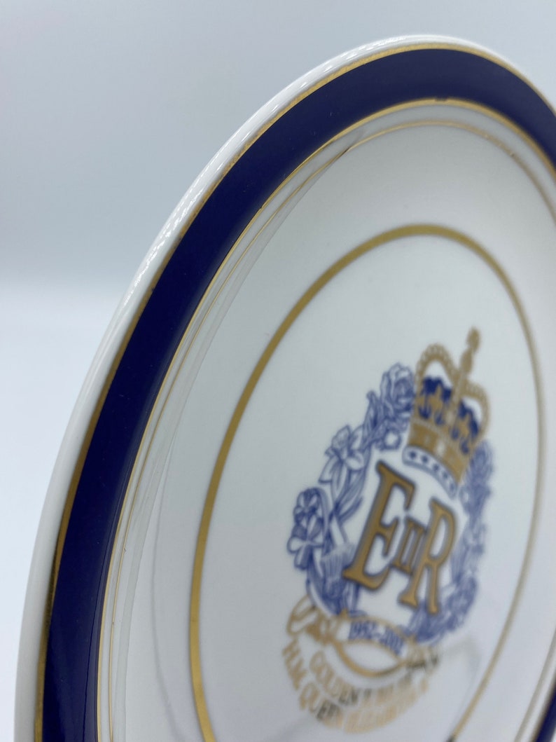 Queen Elizabeth II Golden Jubilee Plate - Etsy