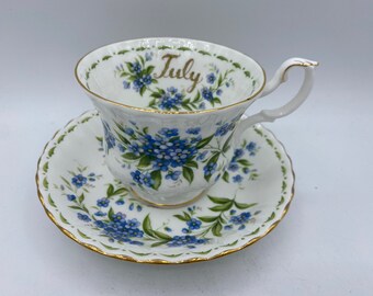 Royal Albert forget-me-not Fine Bone China Teacup and Saucer Vintage - Etsy
