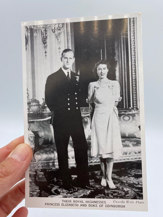 Vintage Postcard of Princess Elizabeth and the Duke of - Etsy