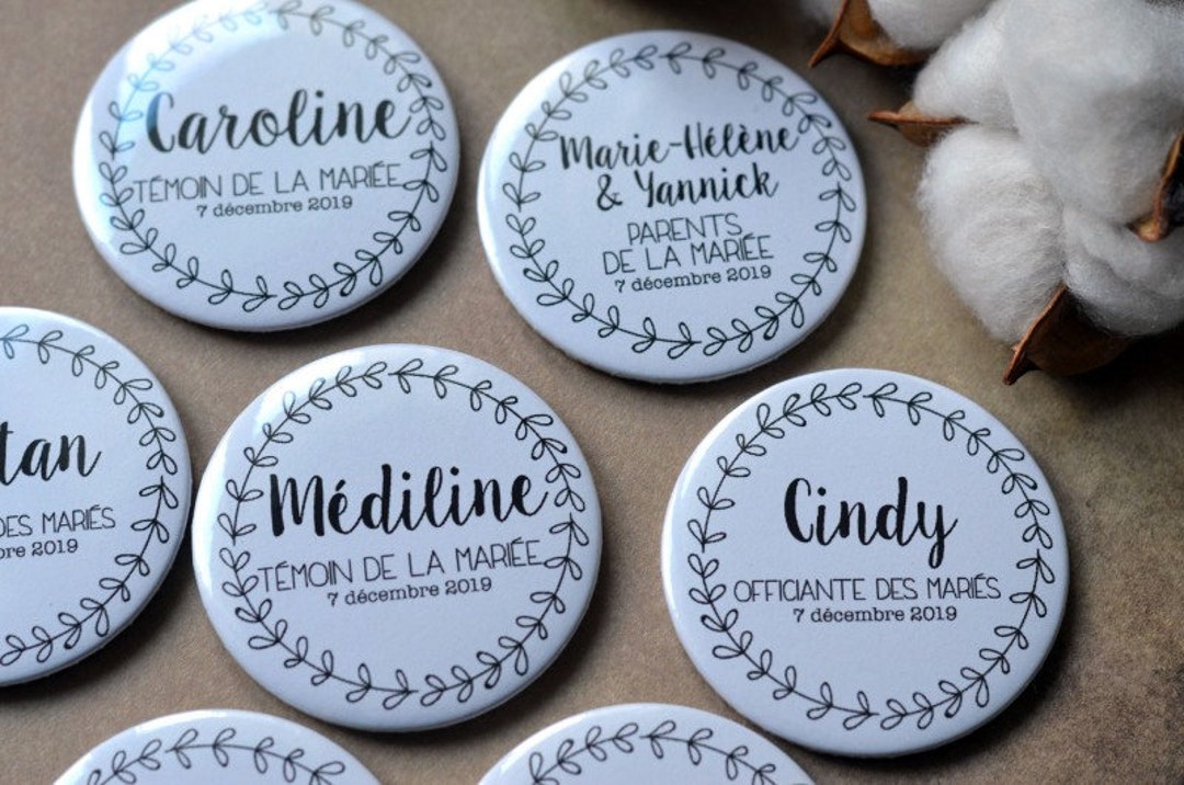 Personalized Wedding Badge. Wedding Name Badge - Etsy