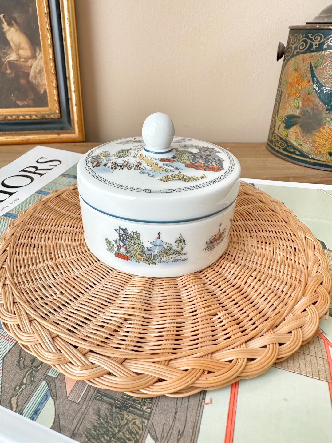 Vintage Wedgwood Chinese Legend Round Lidded Trinket Dish - Dressing ...