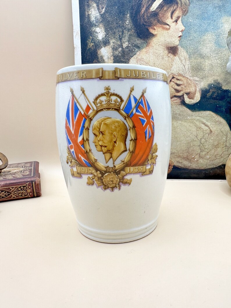 J&G Meakin King George V and Queen Mary Silver Jubilee Commemorative ...