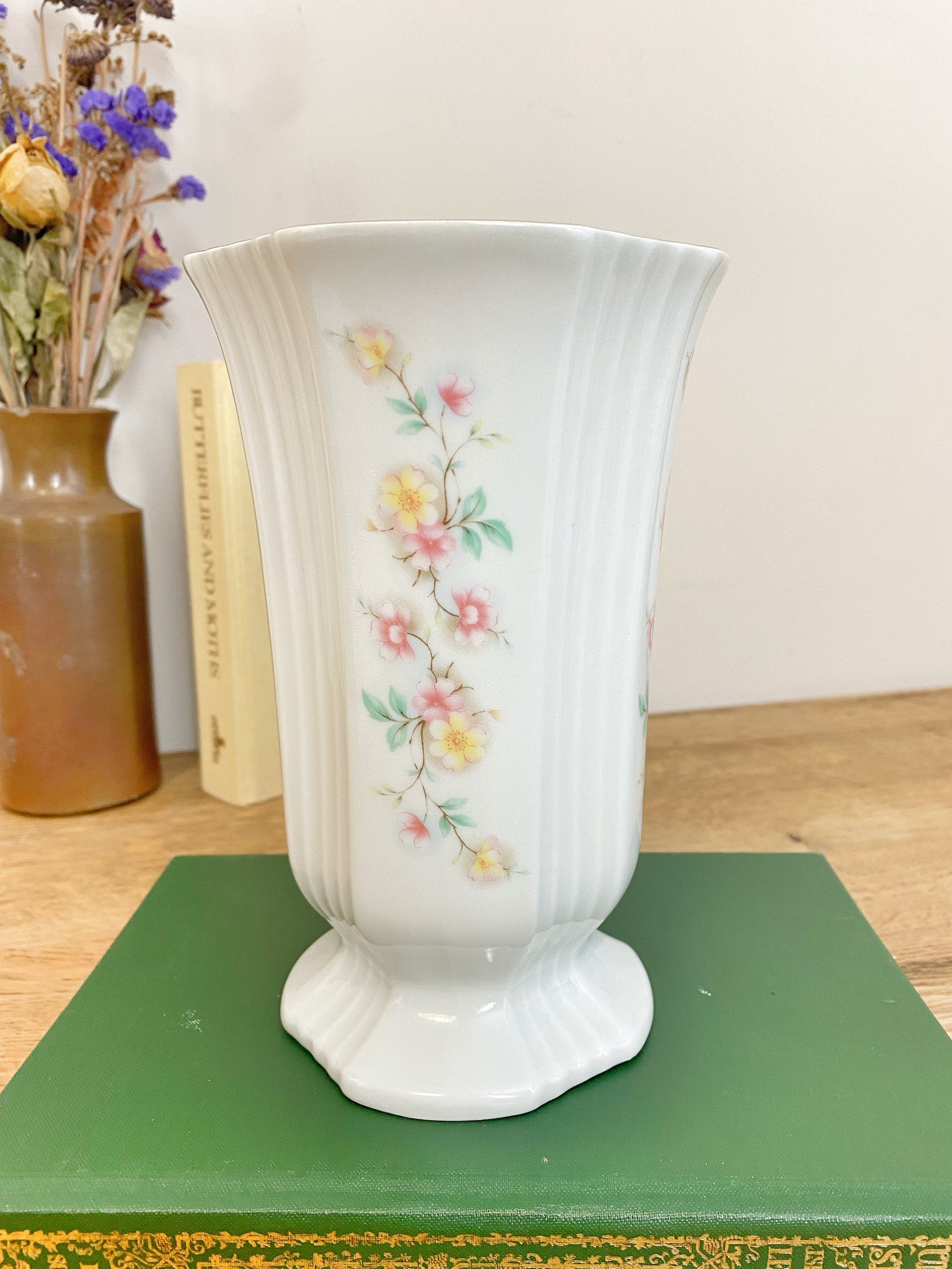 Vintage Alba Julia Vase - Porcelain Decorative Flower Vase - Etsy