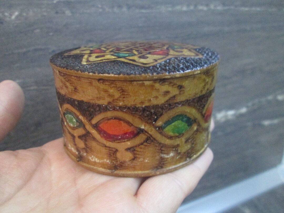 Small Wooden Box, Round Handmade Box, Vintage Box, Hand-painted Wood ...