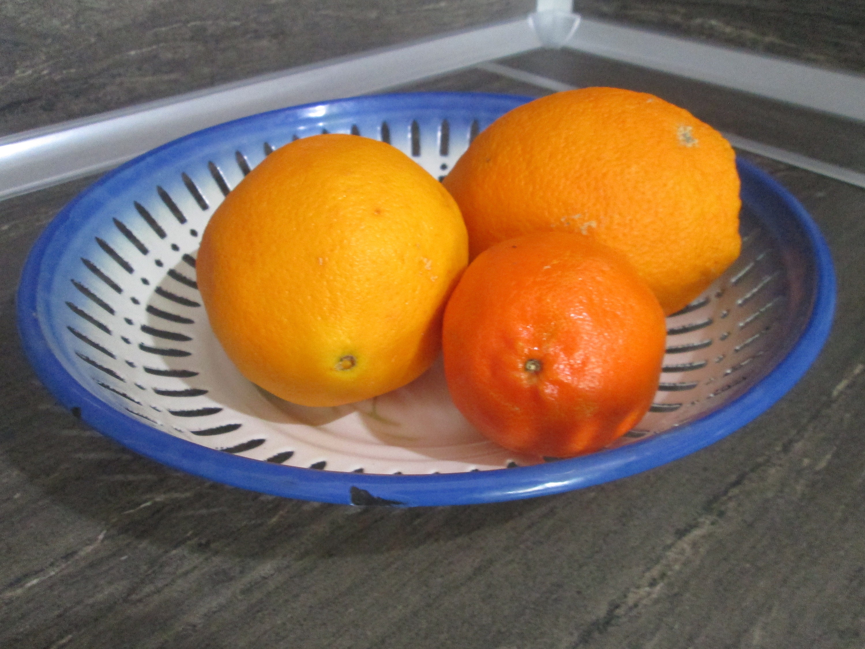 Enamel Fruit Bowl, Vintage Enamelware Bowl, Emanel Strainer, Enamelled ...