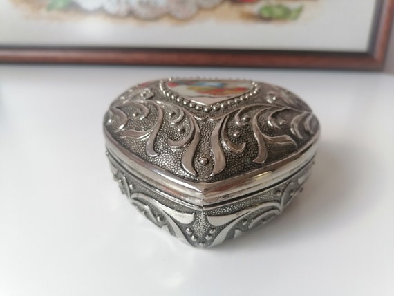 Vintage Filigree Heart Metal Jewelry Box, Velvet Lined - Gem