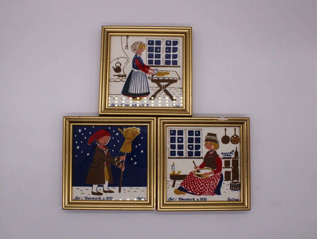 Vintage Linens, Jul I Danmark 1870 3 Cocktail Napkins Hand Printed in ...