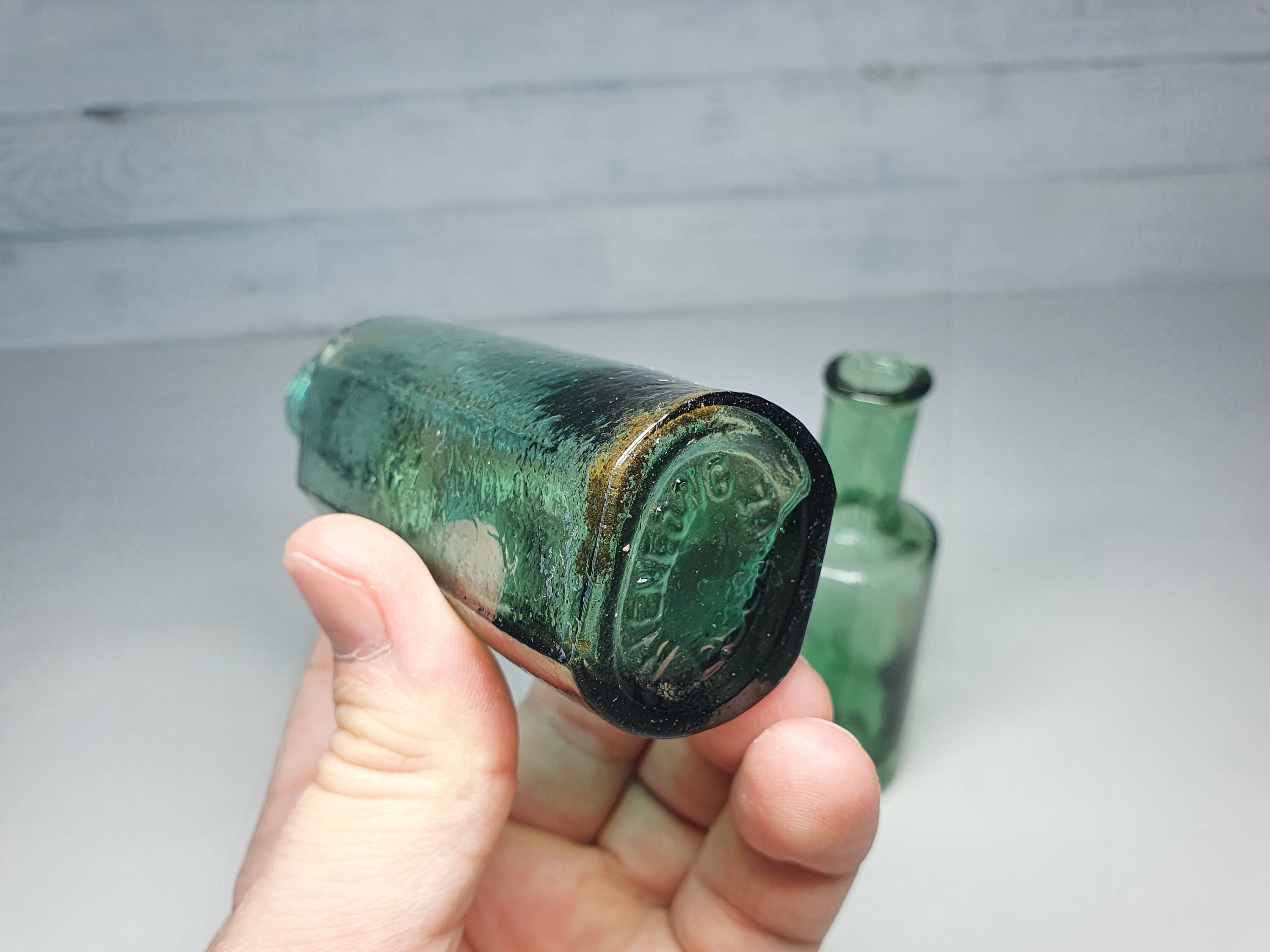 Set of 2 Hienfong Essenz Bottles Antique Elixir Bottles - Etsy