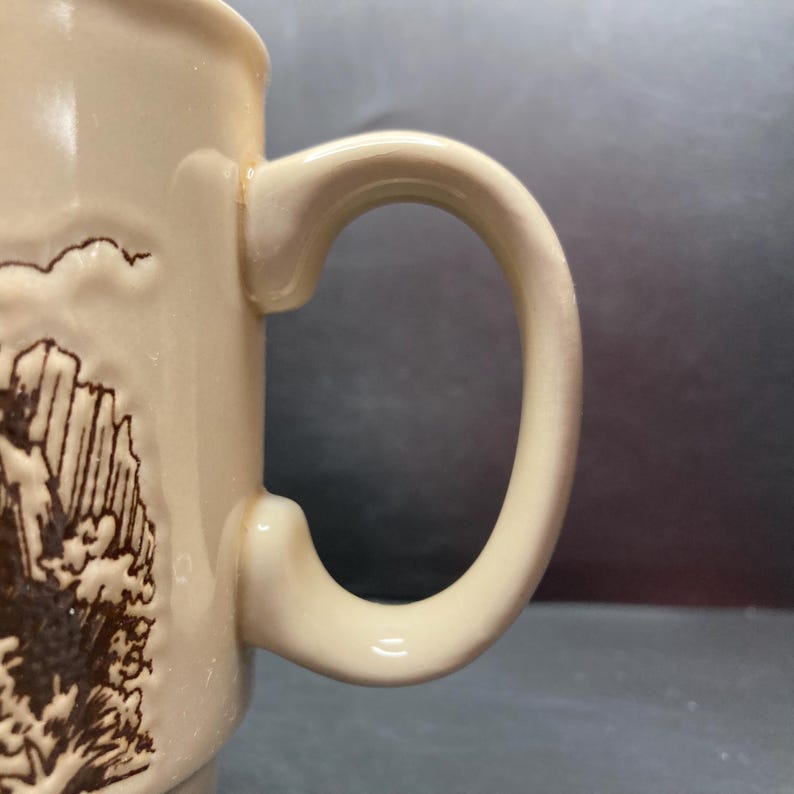 Vintage Kiln Craft Farmyard Scene With Dog & Chickens Embossed ...