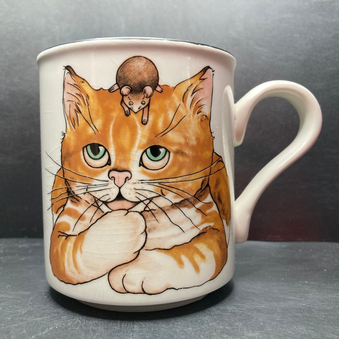 Vintage Arthur Wood Ginger Cat With Mouse on Head Porcelain Mug Made in ...