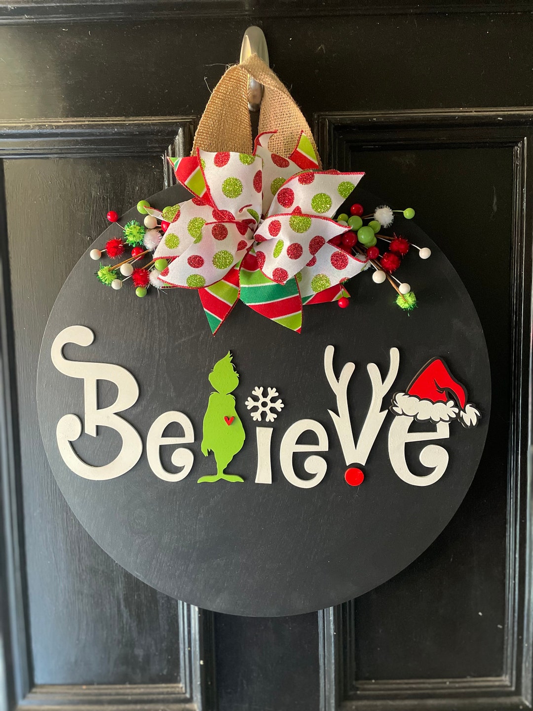 Christmas Door Hanger | Grinch Believe - Etsy