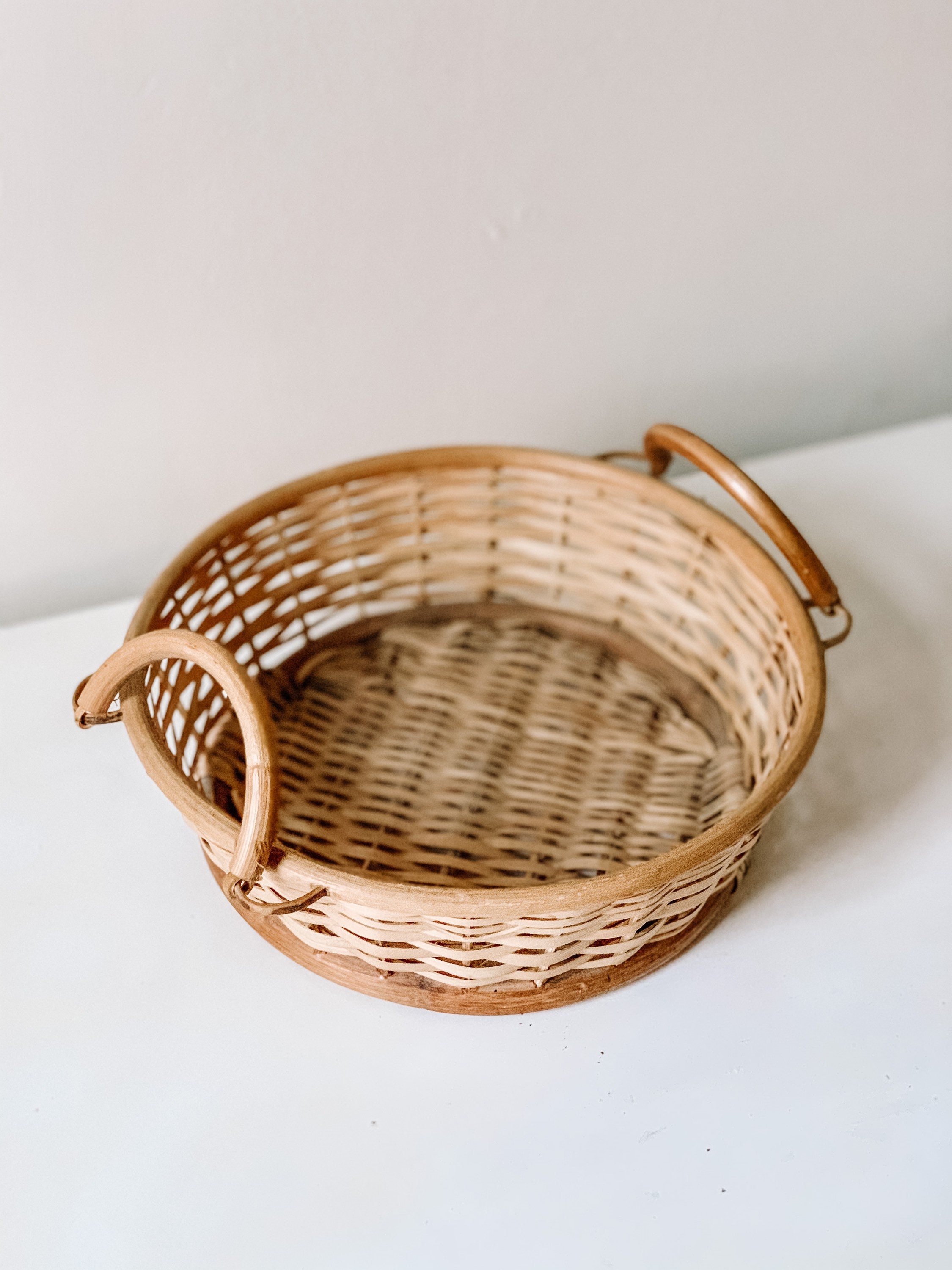 Vintage Wicker Basket With Handles | Round Flat Basket Tray | Rattan ...