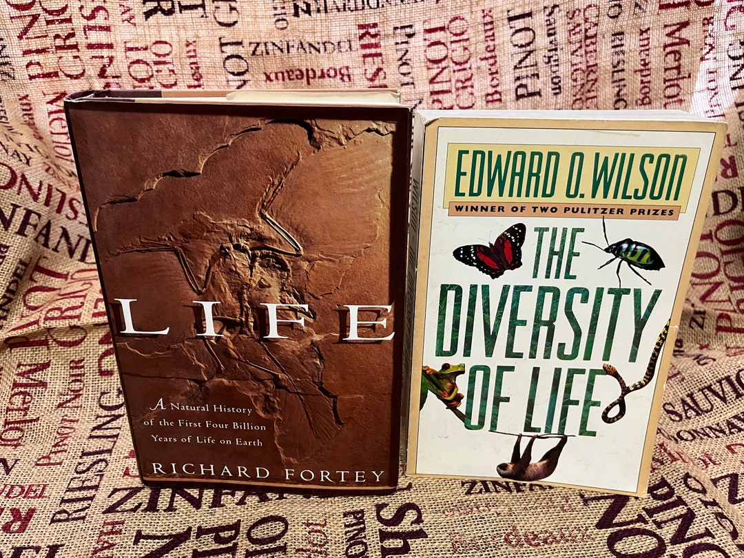 Natural History/biology Books Life: A Natural History of the First Four ...